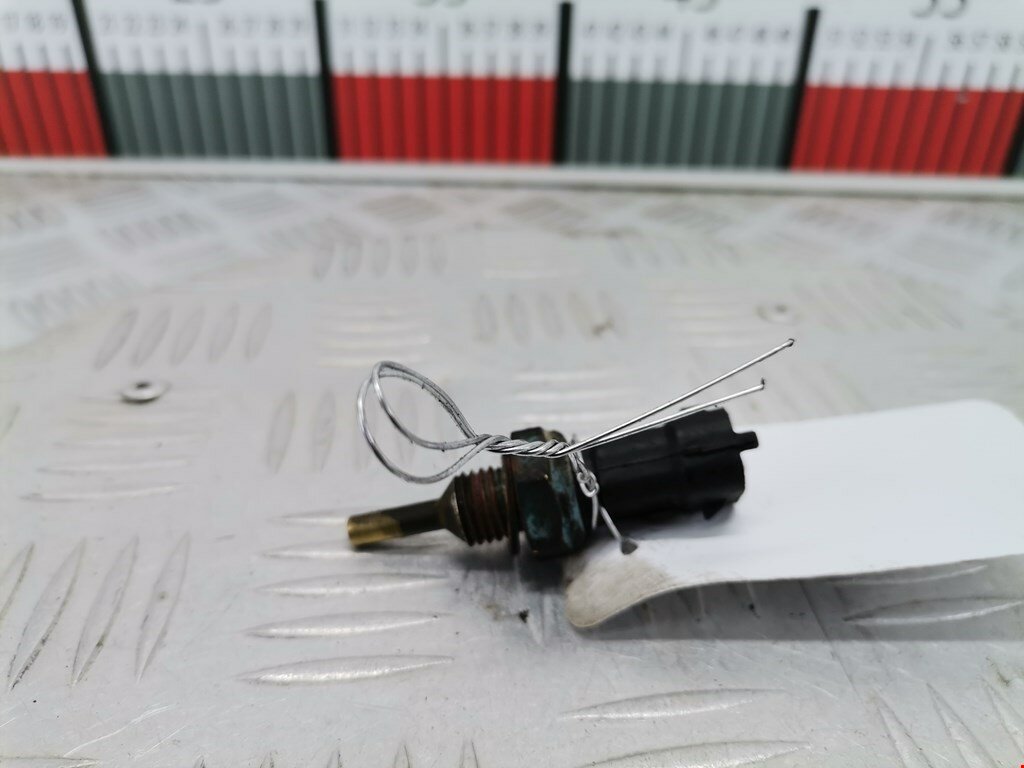 Датчик температуры охлаждающей жидкости Opel Zafira B 93174208 арт. 1988241