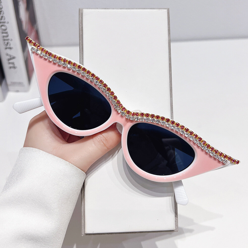 Солнцезащитные очки