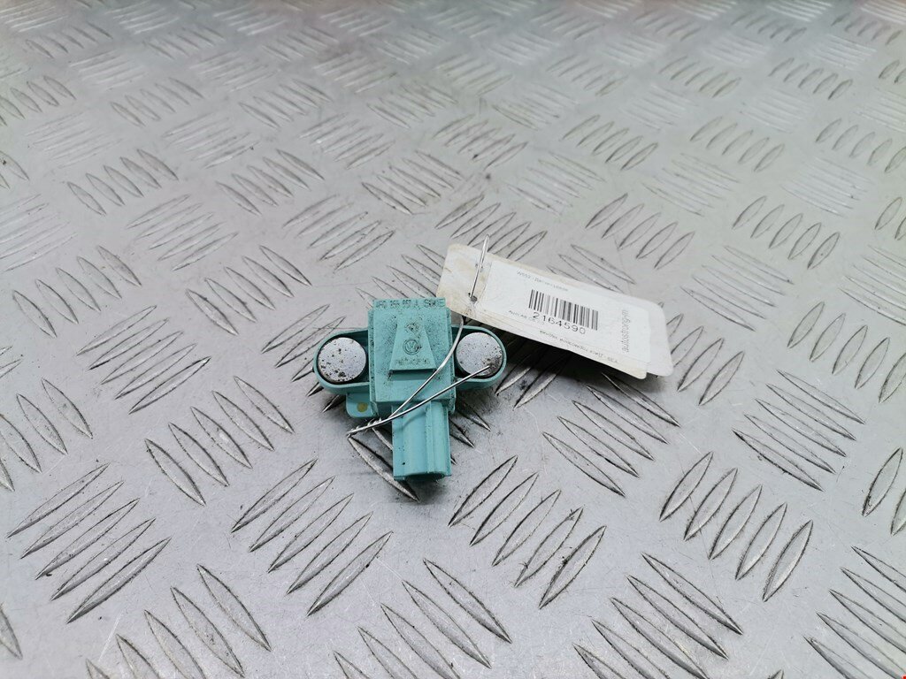 Датчик удара Audi A6 C6 4F0955557A арт. 2164590