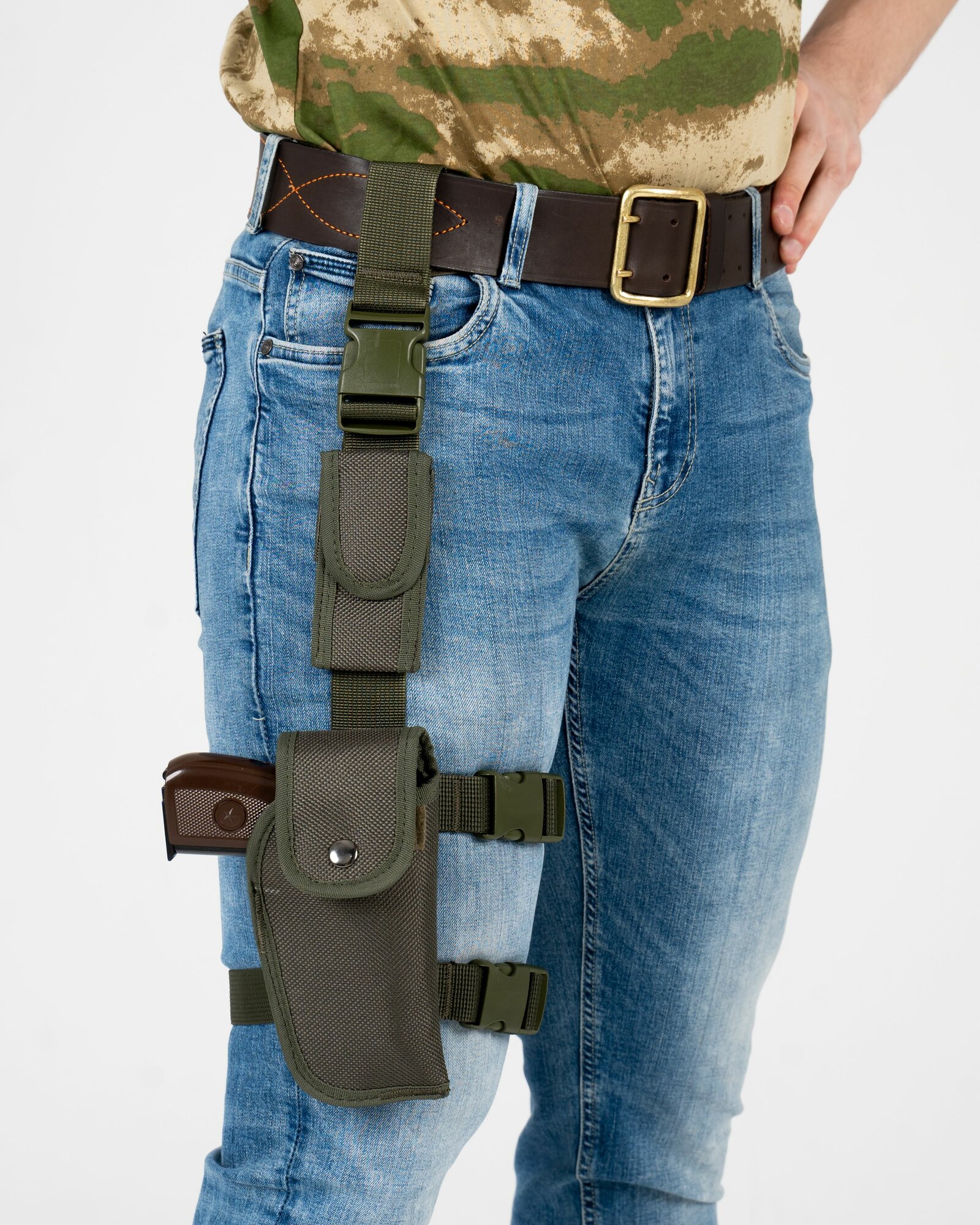 Кобура набедренная тактическая текстильная с подсумком для обоймы