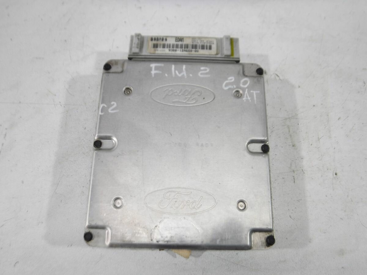 Блок управления двигателем Ford Mondeo I (1993—1996) 93BB12A650GC