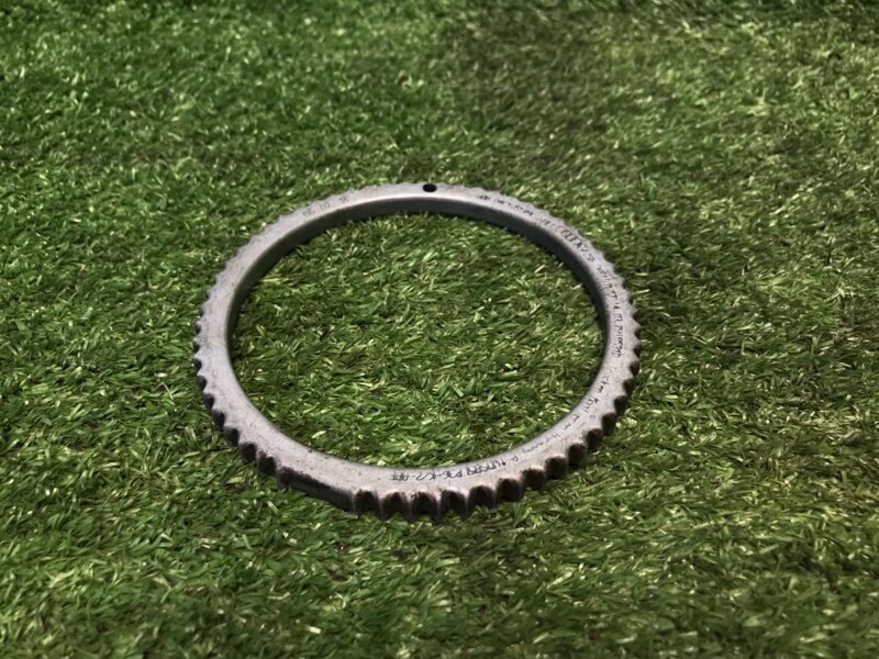 Импульсное кольцо коленвала Skoda Octavia A7 1.2 04E103170D