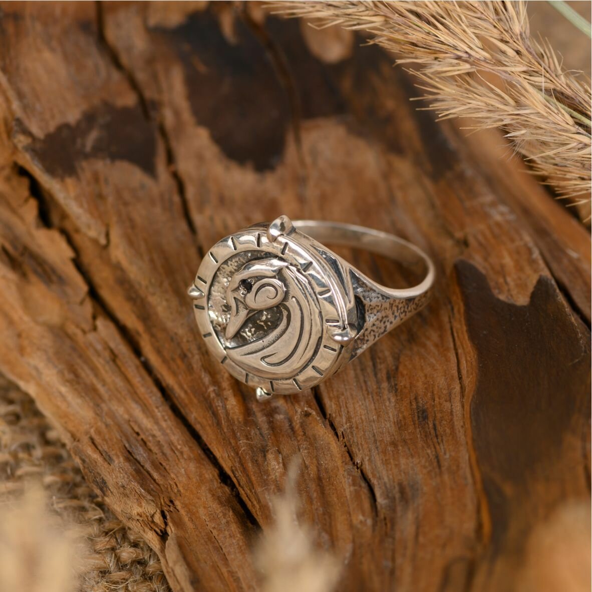 Перстень, серебро, 925 проба, чернение, сапфир