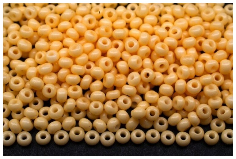 Бисер чешский PRECIOSA круглый 10/0 03282 желтый, 5 грамм