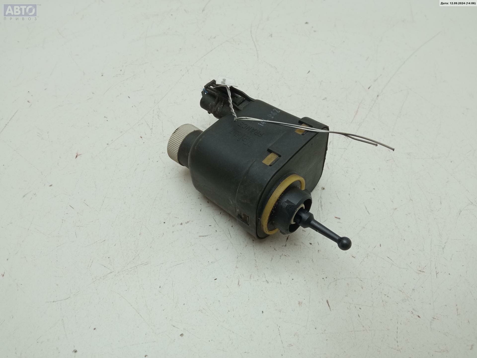 Корректор фар Saab 900