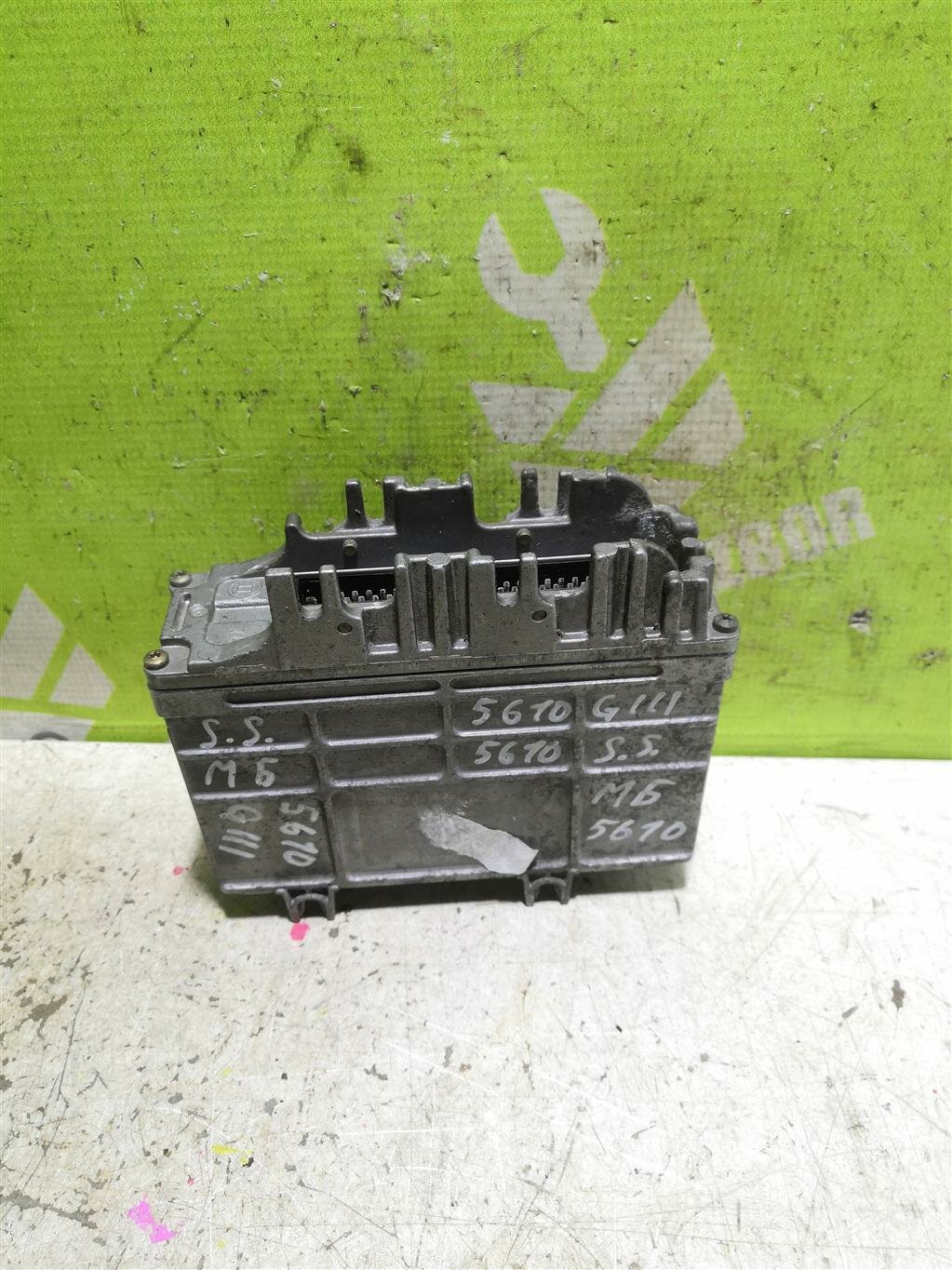 Блок управления двигателем VW Golf 3 Vento 91-97