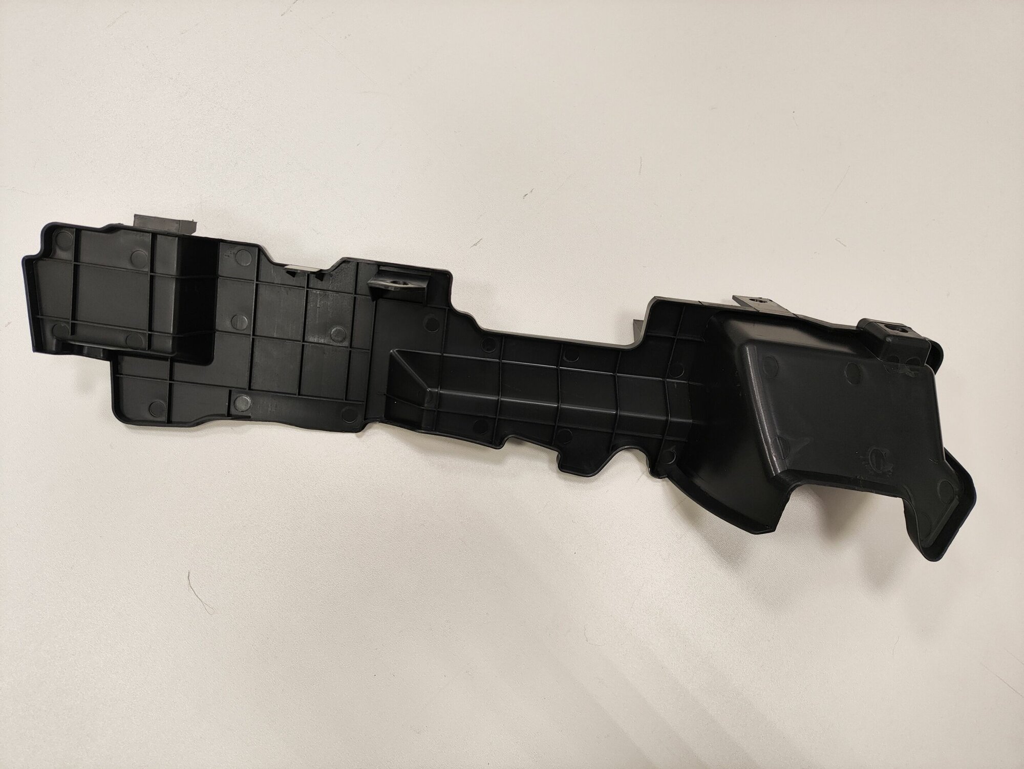 Кронштейн панели передней левый Changan UNI-T [1.5 16V 7AMT внедорожник Turbo] S202F2713070100