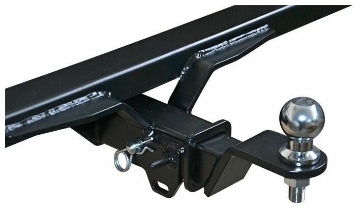 Фаркоп PT GROUP /съемный квадрат/ LADA Largus 2012-(паспорт и сертификат в комплекте)(без электрики) арт. LLA-12-991122.00