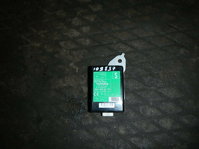 Б/У Блок управления центральным замком, Toyota (Тойота)-RAV4 (06-13) TOYOTA RAV4 (06-13) целый 109837 TOYOTA арт. 897404...