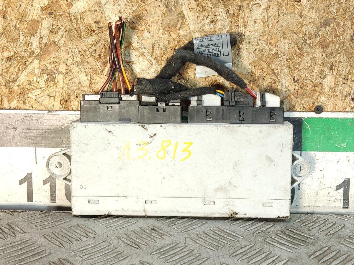 Блок управления двери BMW 7 2001-2008 61356940435