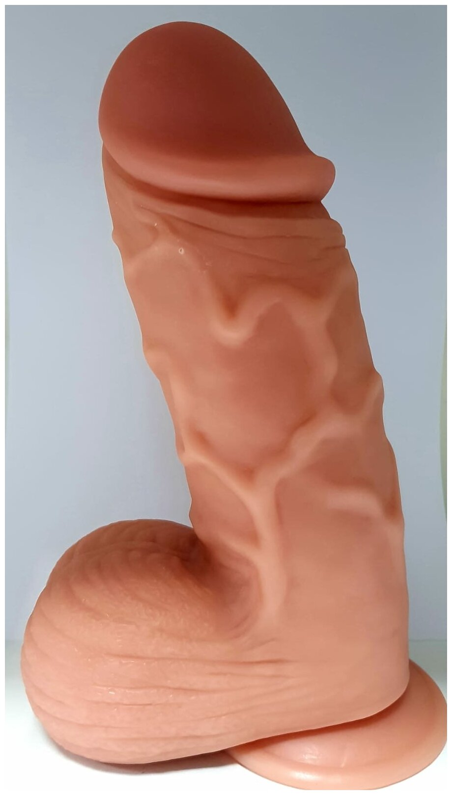 Фаллоимитатор гигант-средней длинны MassX телесный. толщина - 68, длинна-245 мм