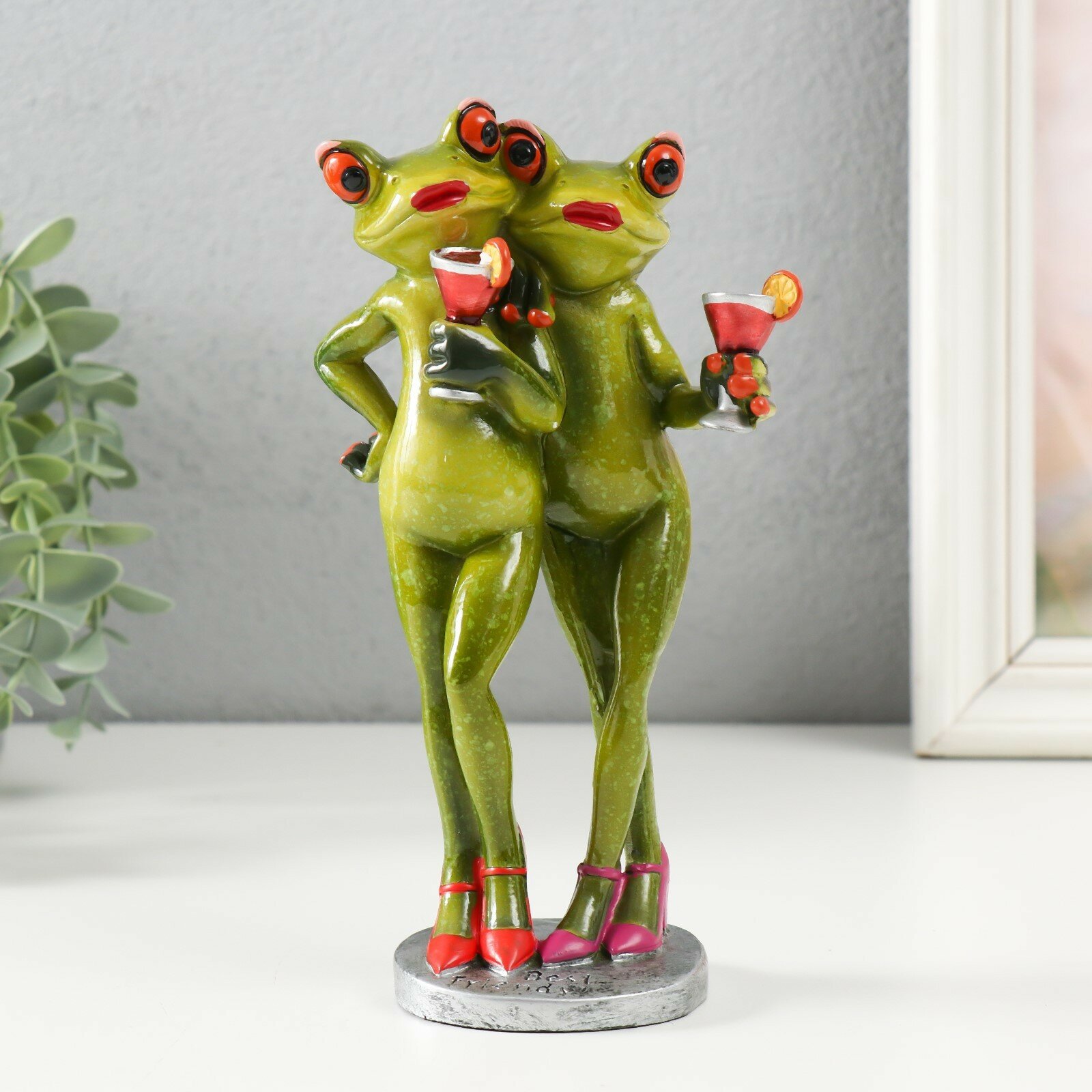 Декоративная фигурка «Пара лягушек подружек», 9х6х18 см, полистоун