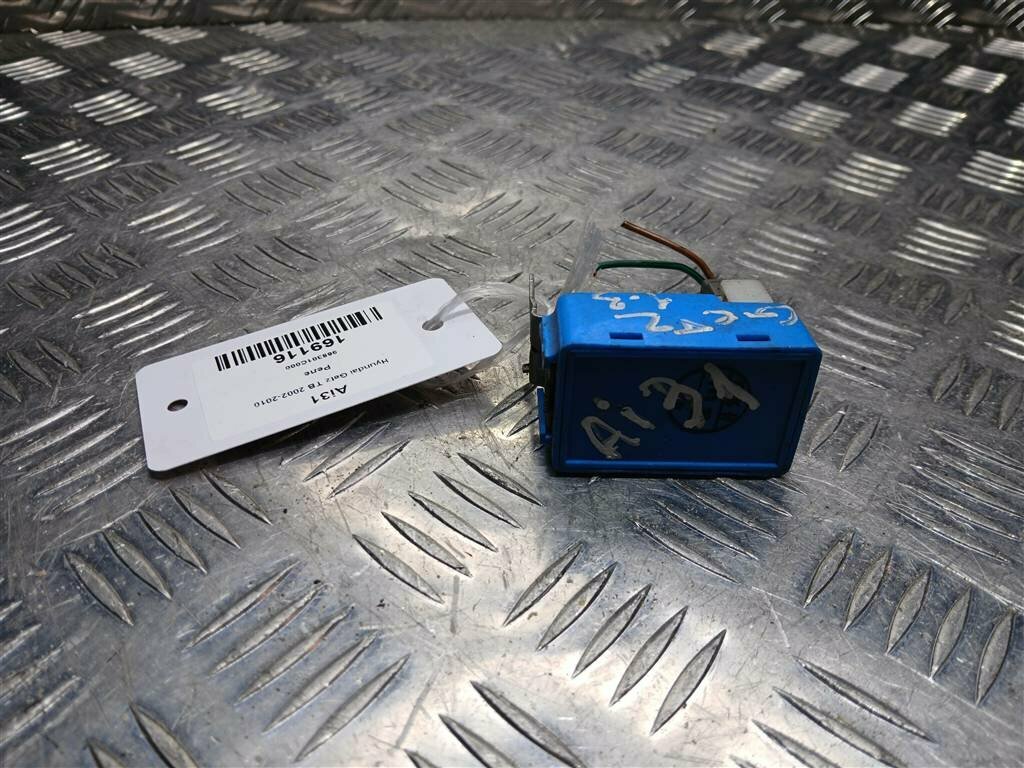 Реле Б/У для Hyundai GETZ I (2002—2005) I рестайлинг (2005—2011) 968301C000