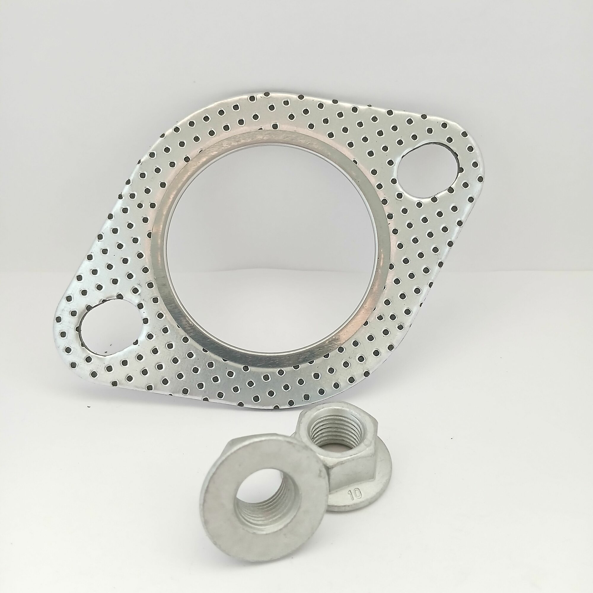 Комплект прокладка и гайки выпускного коллектора и приемной трубы Great Wall Hover H3, H5, Wingle 1200011k46, 1008012k00