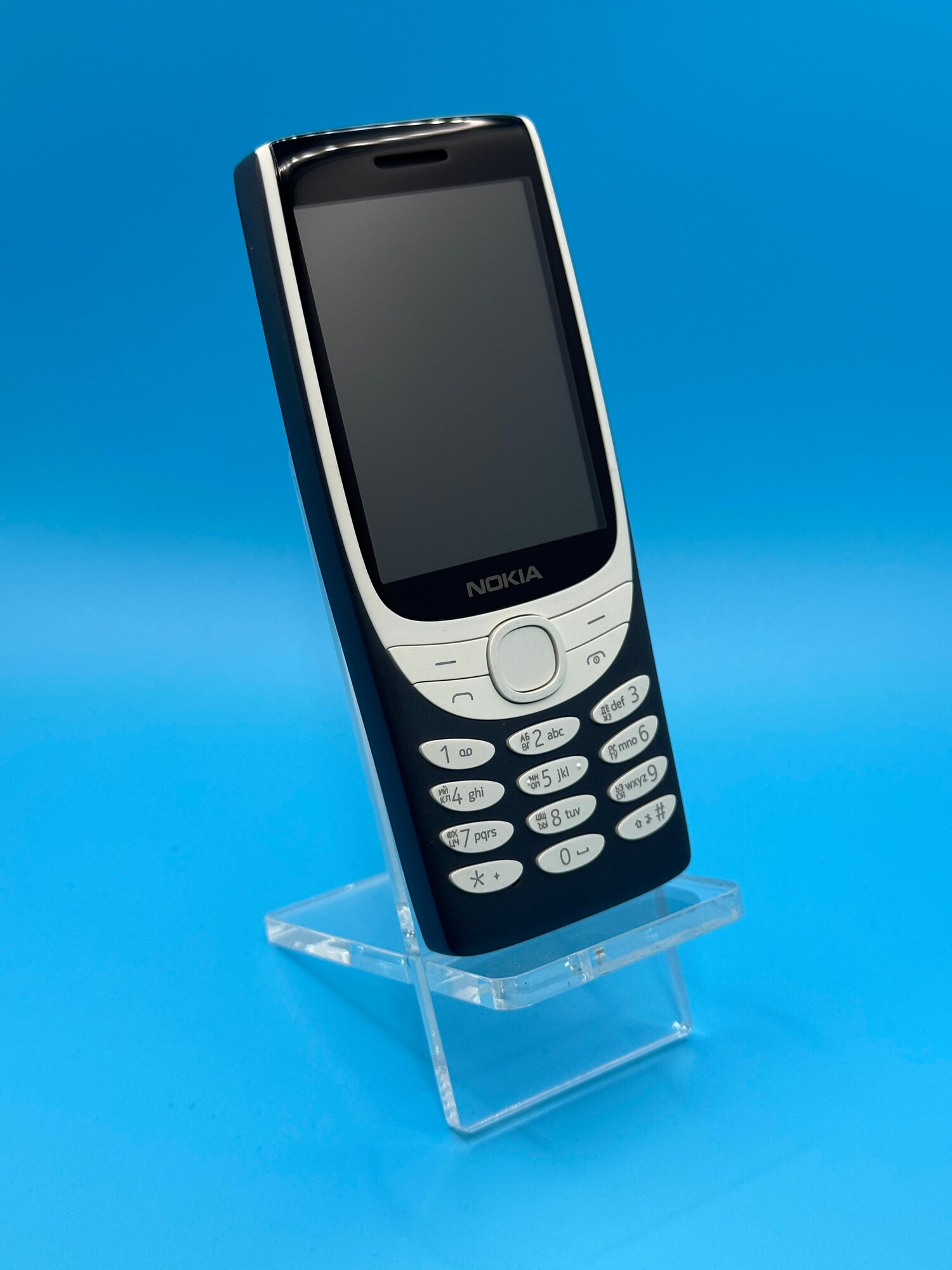 Мобильный телефон Nokia 8210 4G