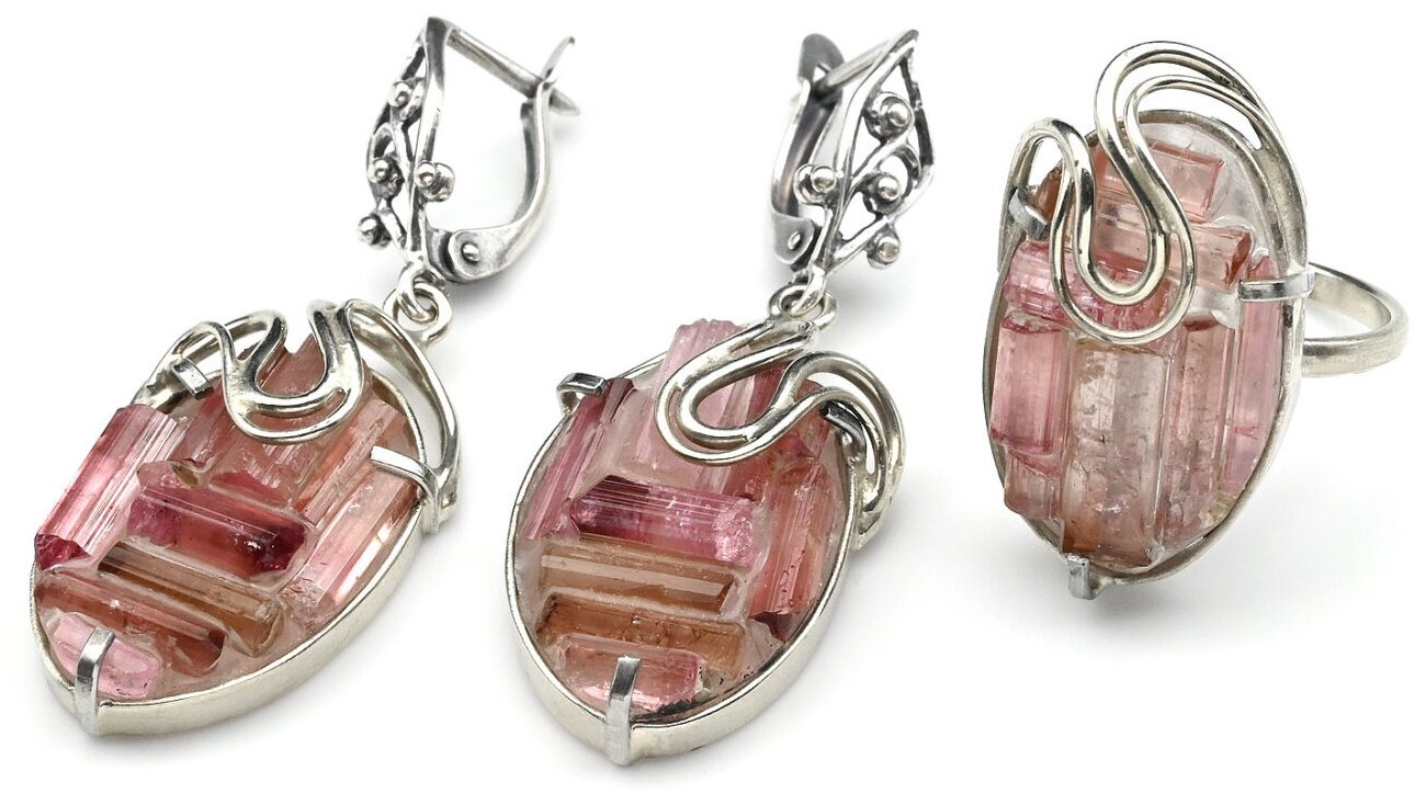 Комплект бижутерии: кольцо, серьги, турмалин