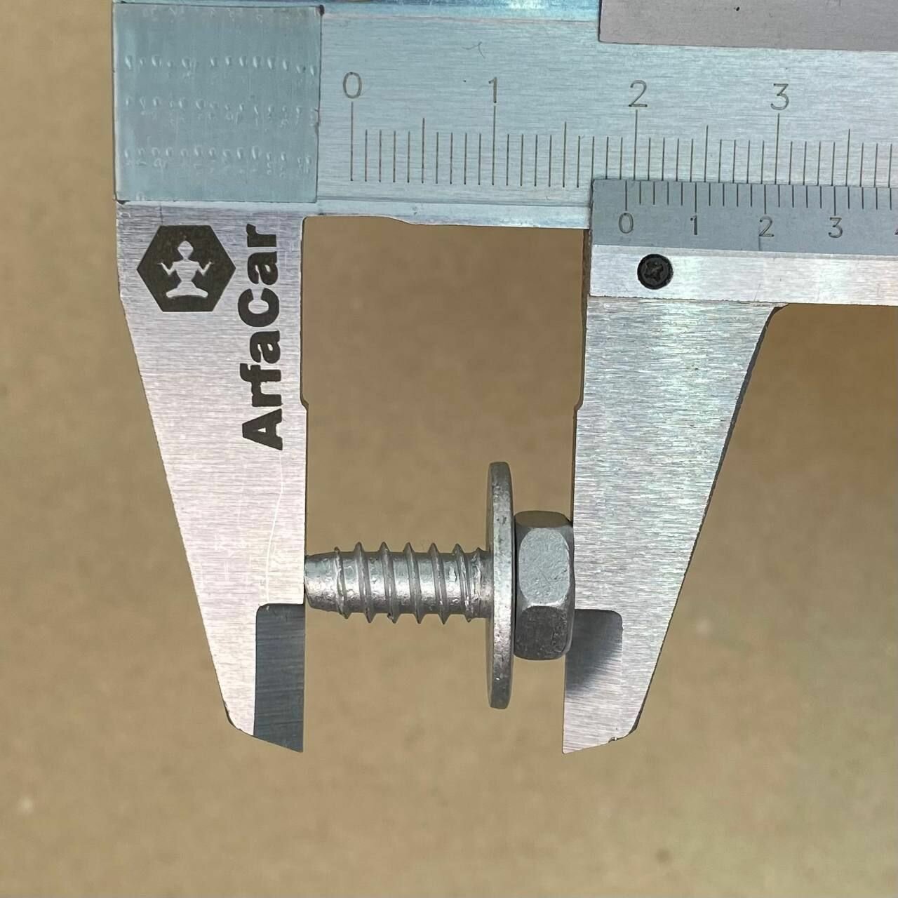 Винт подкрылка, расширителя арки, Nissan 0146600261, комплект 10шт