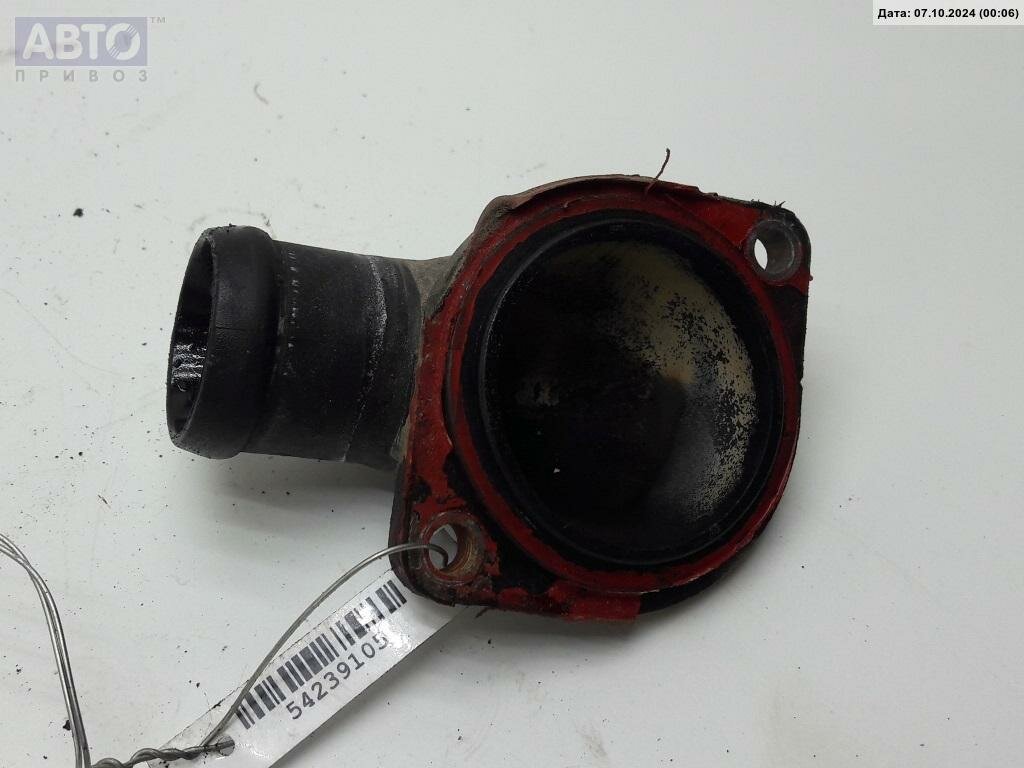 Корпус термостата Volkswagen Passat B3