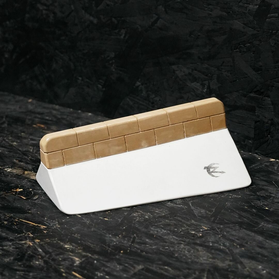 Фигура для фингерборда Comix Zone Slopping Carstop Classic искусственный камень 19x12x7.5