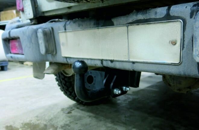 Фаркоп на УАЗ Hunter (2003-), 469 (1972-1985, 2010-2011), 3151/31512 (1985-2013) со съемным шаром