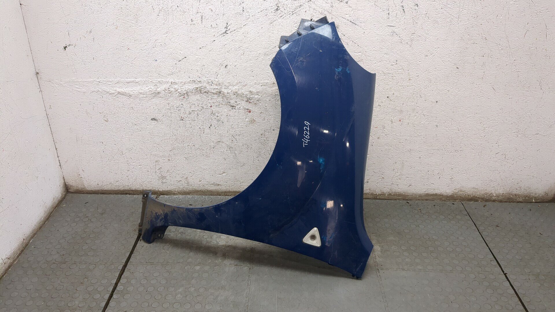 Крыло левое переднее Renault Kangoo Б/У