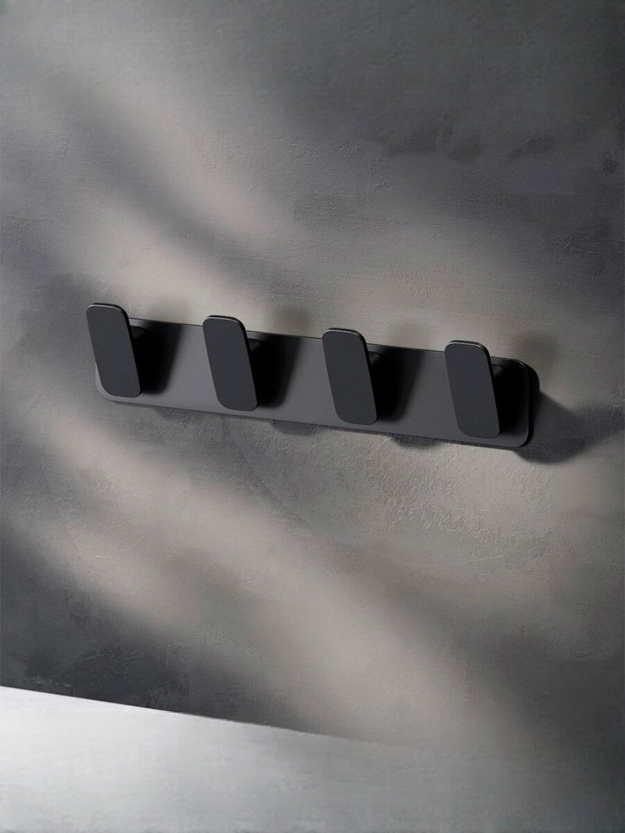 Вешалка настенная металлическая для одежды, полотенец в прихожую, ванную, кухню, 4 крючка