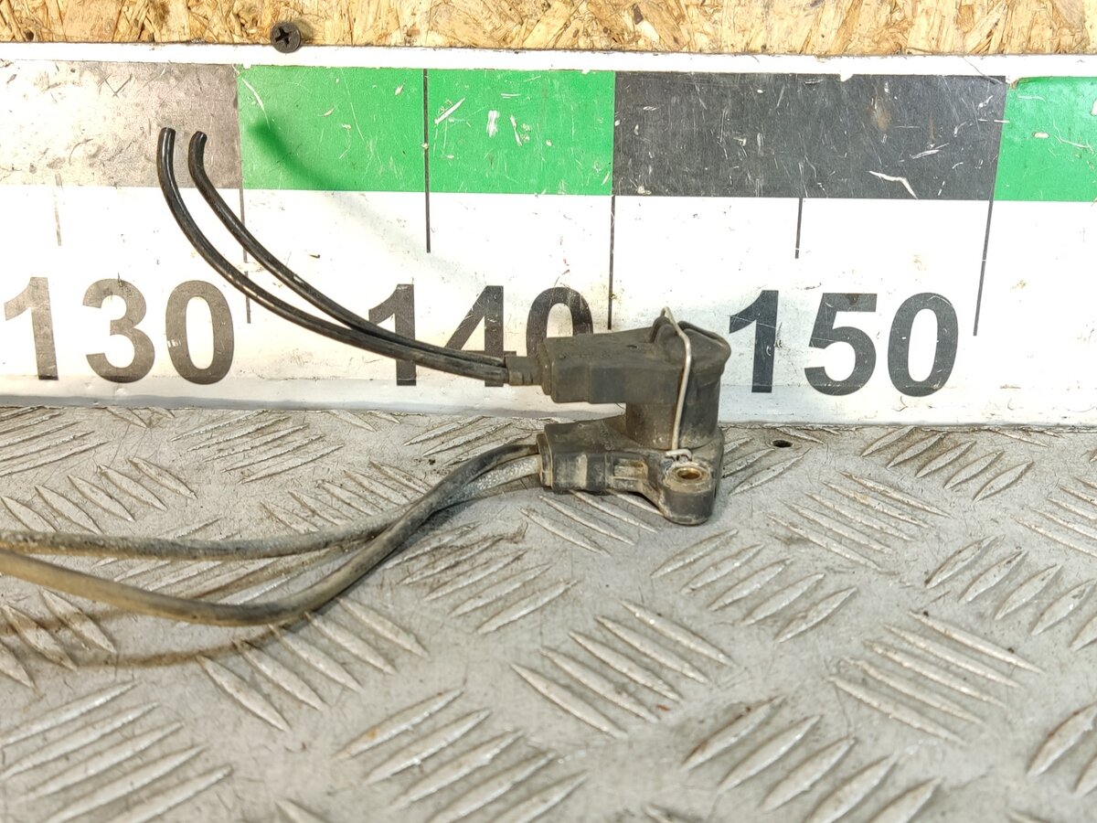 Датчик детонации MERCEDES E w124 0031537828