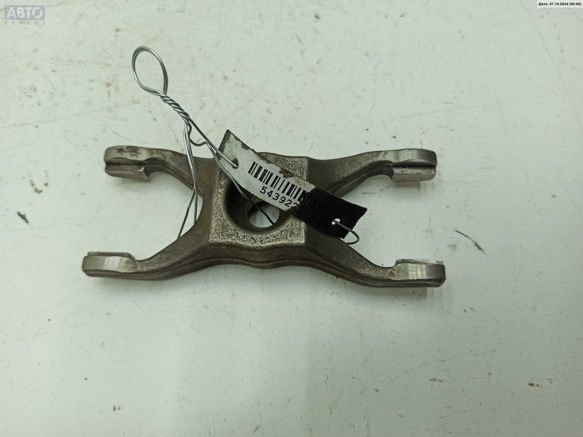 Скоба (кронштейн) крепления форсунки Renault Espace 4 (2002-2014)