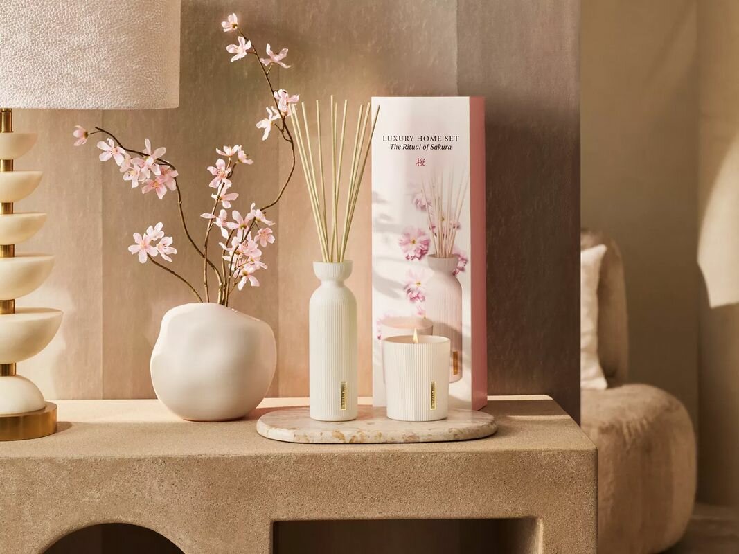 Ароматический набор Rituals The Ritual of Sakura, палочки и свеча