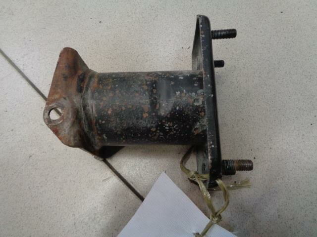 Кронштейн усилителя заднего бампера правый от Mercedes-Benz E-Сlass W211 2002-2009