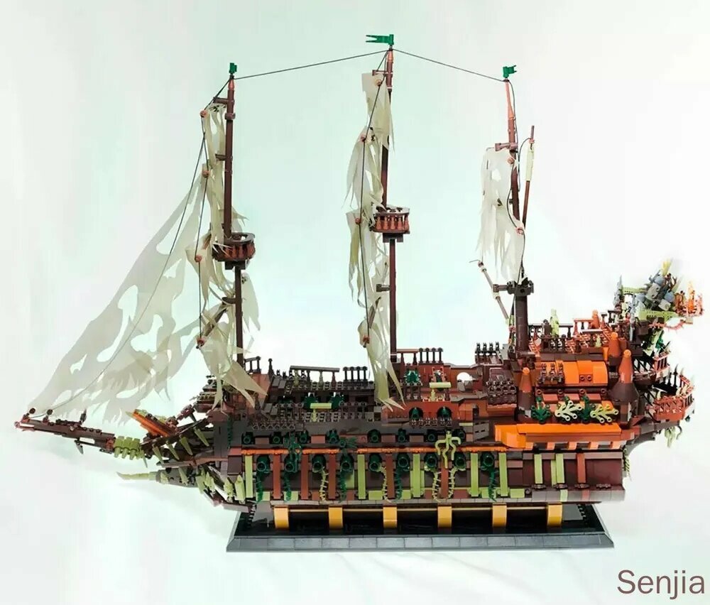 Конструктор Mould King "Летучий Голландец", 13138, для взрослых