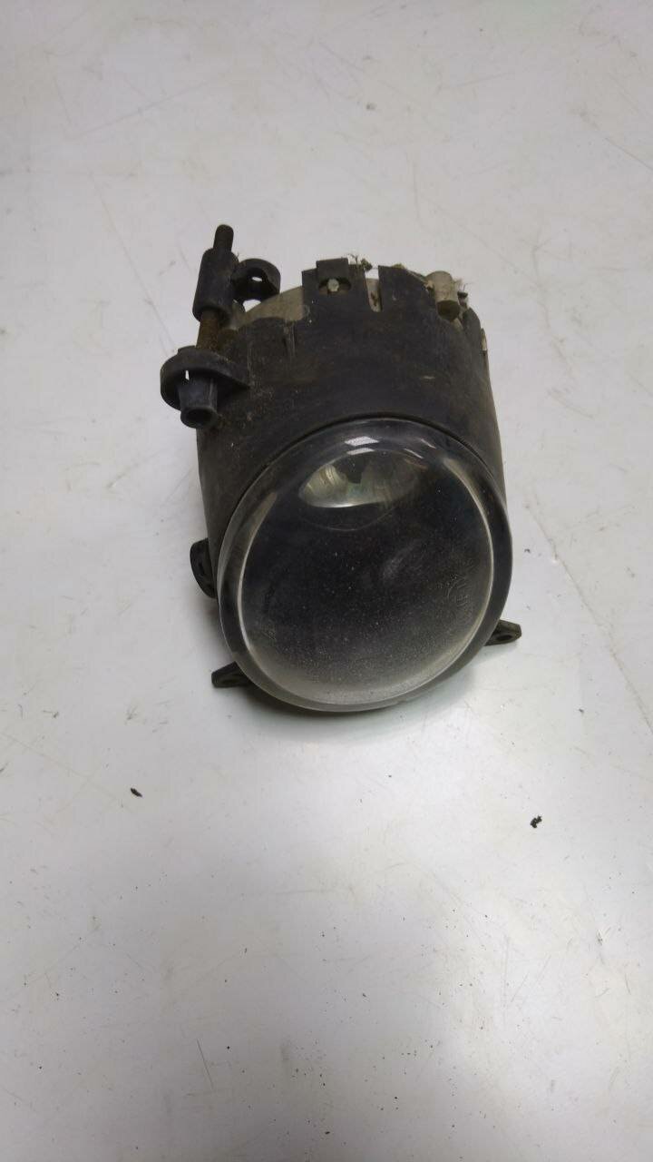 Фара противотуманная левая Mitsubishi Colt 6 (2002 - 2012) MR957361