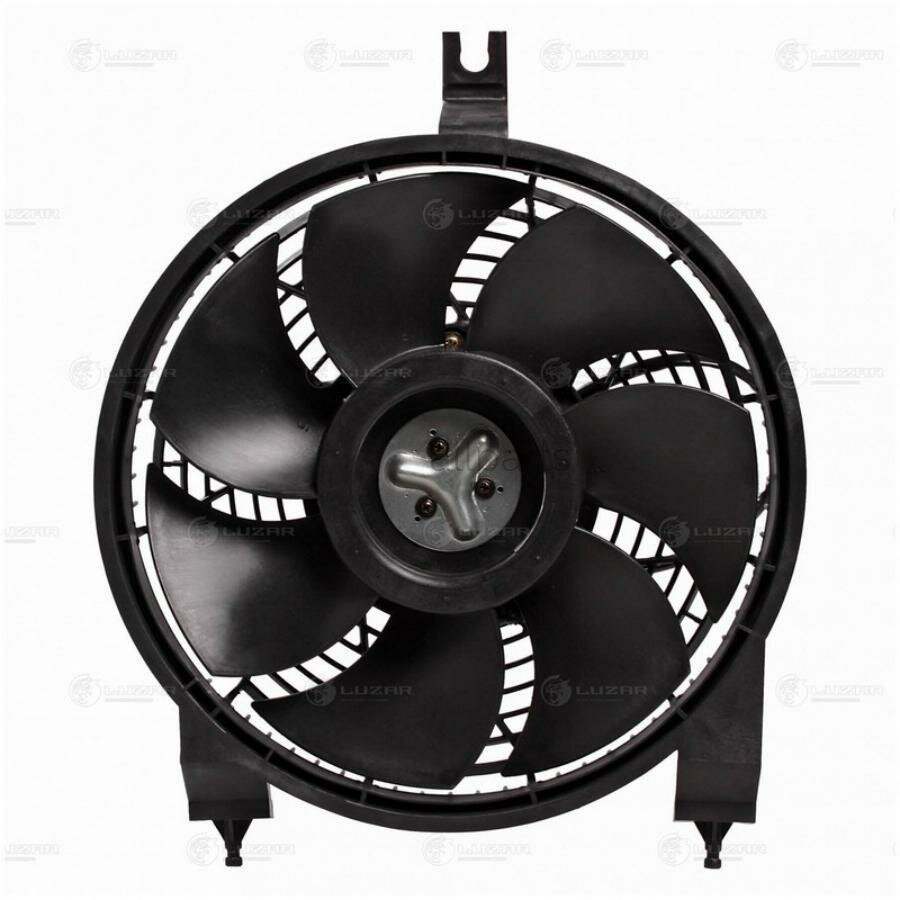 LUZAR LFAC1990 Э/вентилятор конд. с кожухом для а/м Toyota Land Cruiser 200 (07-)/Lexus LX 570 (07-)