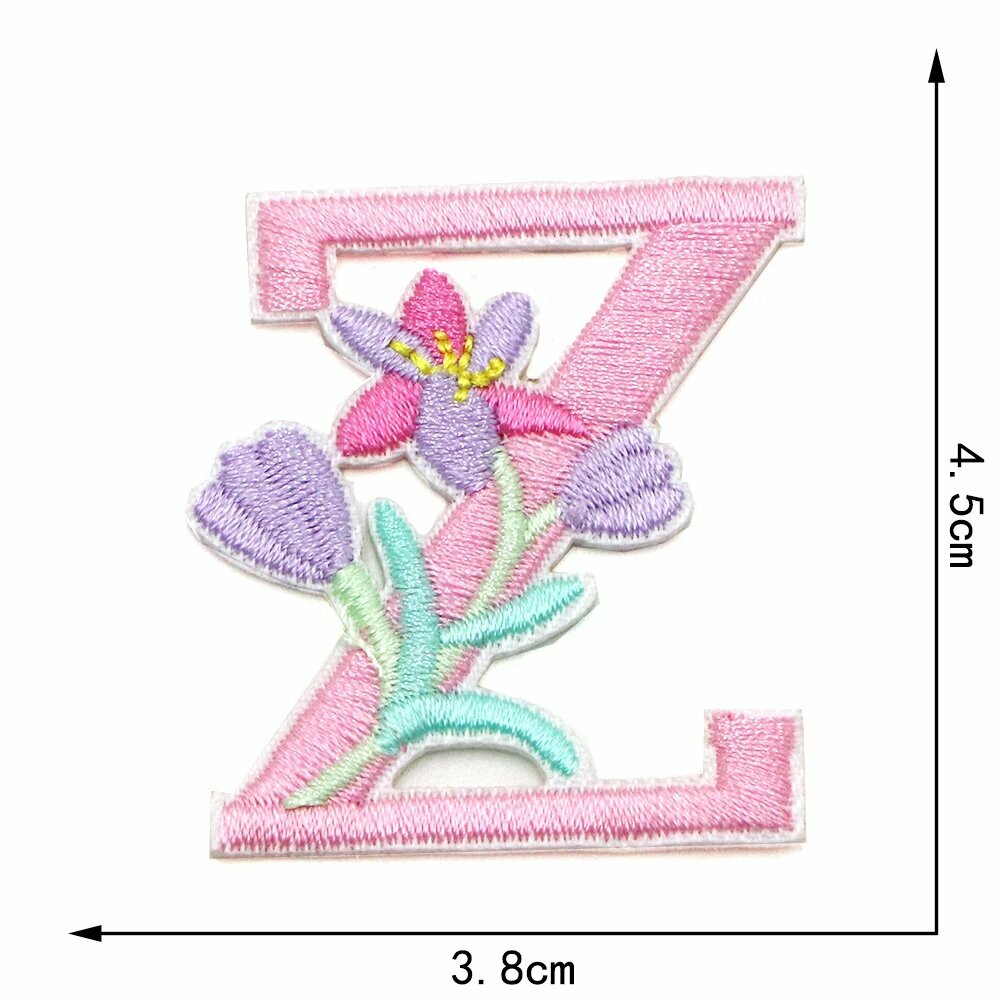 Патч вышитый буква Z розовый, 3.8 x 4.5 см