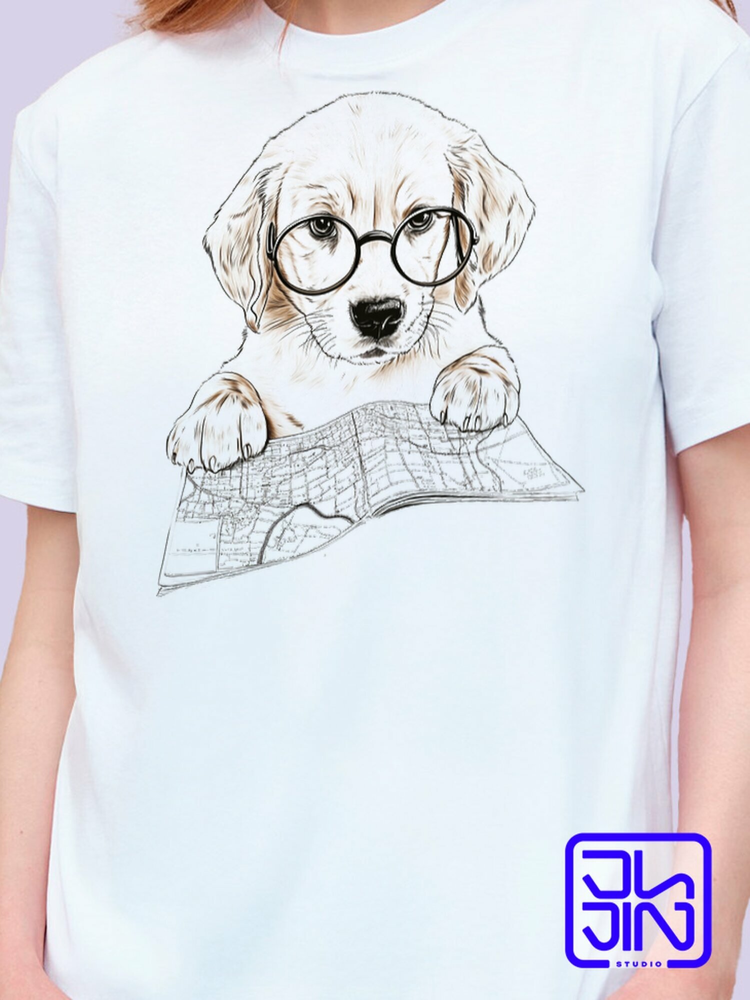 Футболка классическая женская с авторским принтом Смешная черно-белая собака в круглых очках с детальной белой картой, белый хлопковый трикотаж с прикольным рисунком на груди