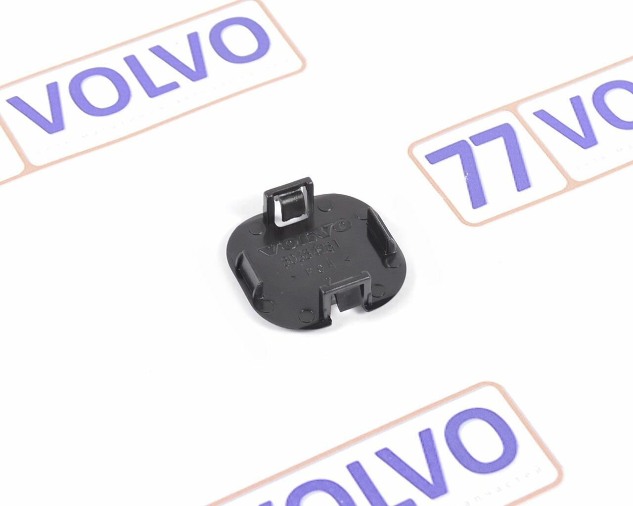 30634231 Заглушка крышки багажника Volvo S60 (-09) /Оригинал