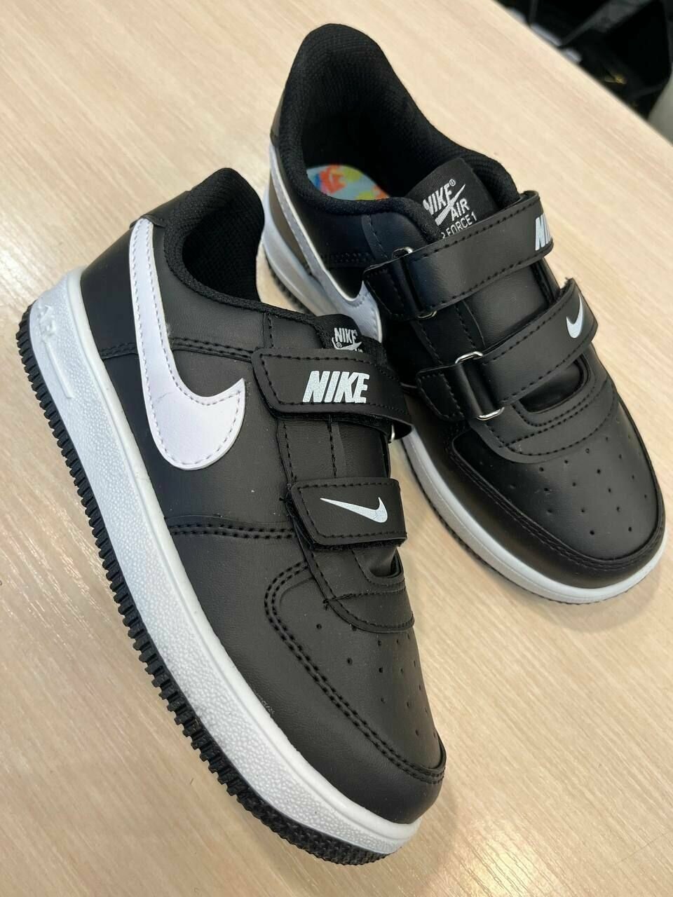 Кроссовки Базовая коллекция