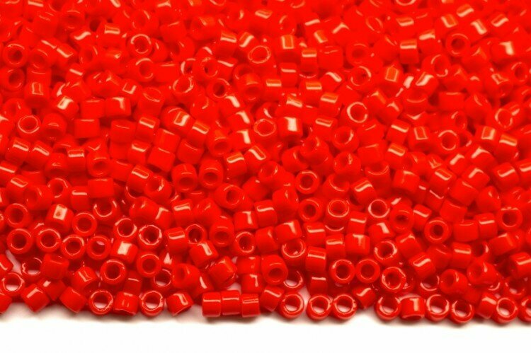 Бисер японский MIYUKI Delica цилиндр 11/0 DB-0727 светлый сиам, непрозрачный, 5 грамм