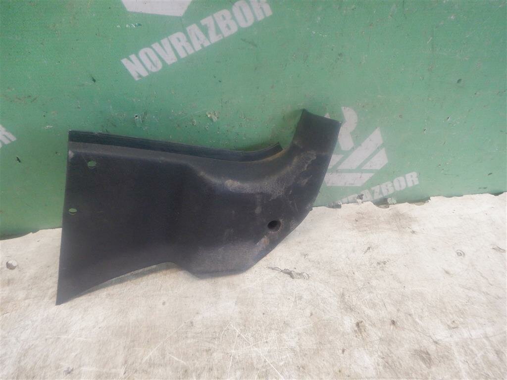 Обшивка стойки Audi 80 90 B4 91-94