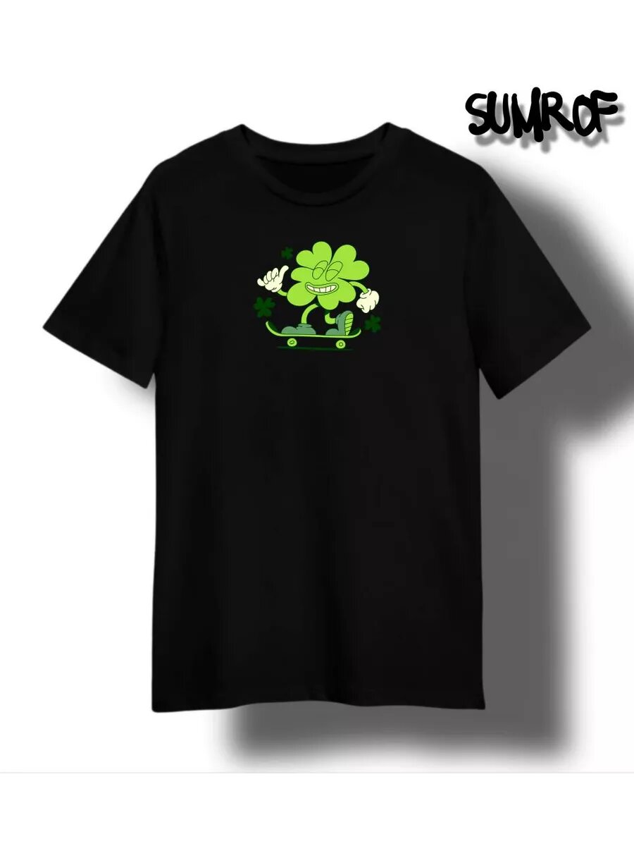 Футболка клевер на скейте