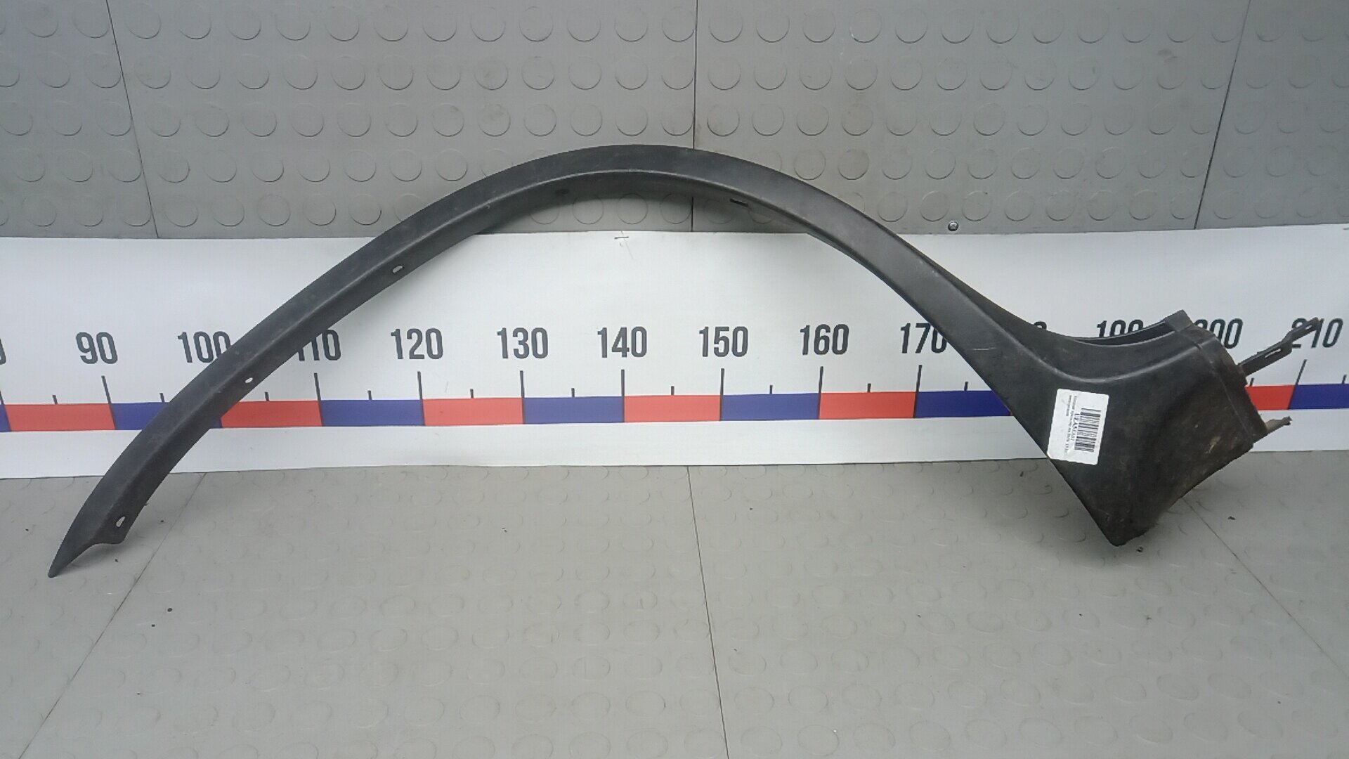 Молдинг крыла переднего левого BMW X5 E53
