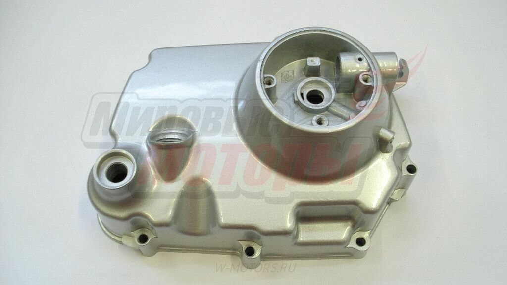 Крышка картера правая Delta, Alpha 70cc со средним положением маслощупа