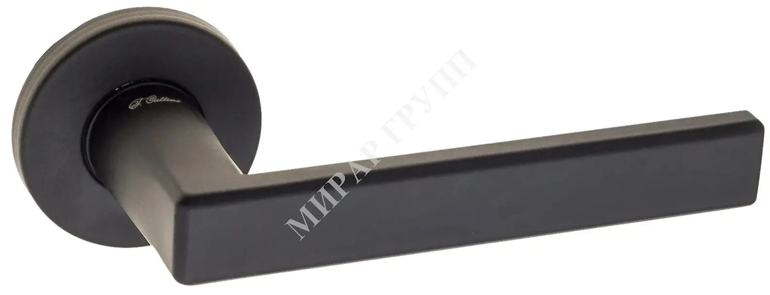 Дверная ручка Fratelli "VIVO" 7.7 на круглой розетке черный