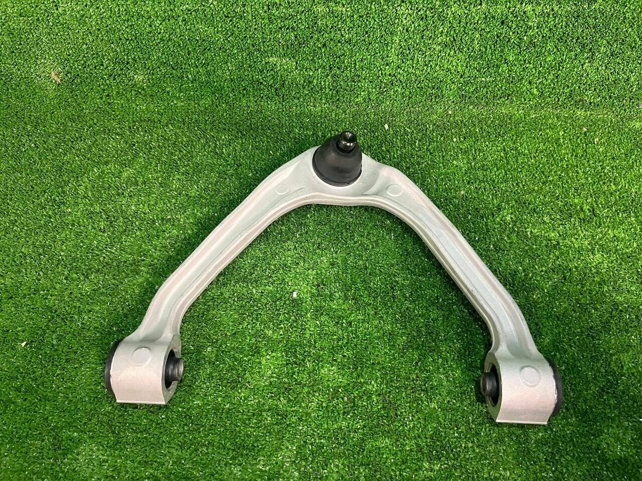 Рычаг верхний левый Infiniti G25 G37 V36