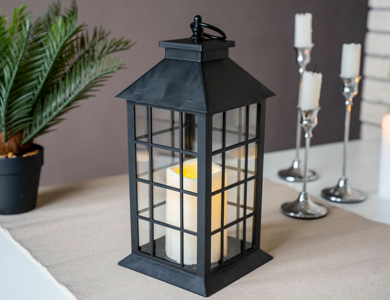 Декоративный фонарь-светильник нормут, пластик, стекло, черный, тёплая белая LED-свеча, 28х14 см, батарейки, Winter Deco 4060425