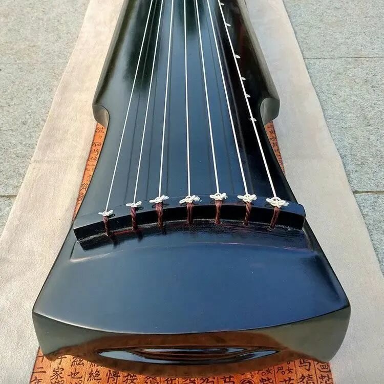 Струнный инструмент — фото 1