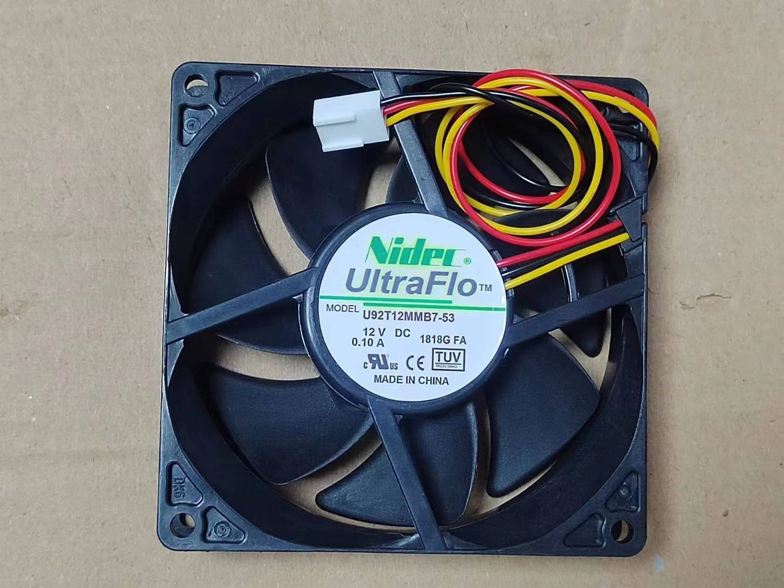 NIDEC T92T12MMA7-53 DC12V 0.10A 9025 вентиляторы -