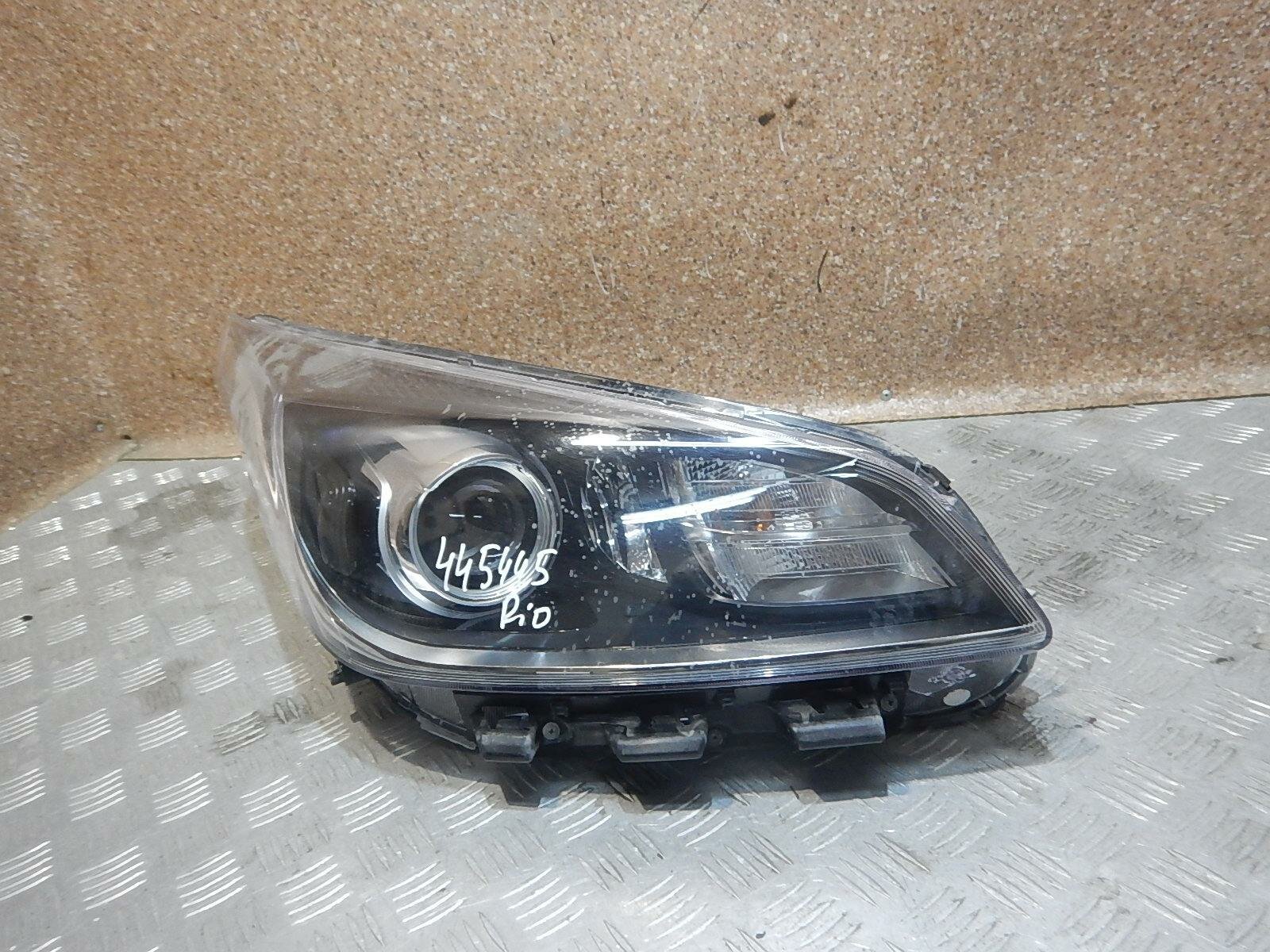 Б/У Фара правая, KIA (Киа)-RIO (17-) KIA RIO (17-) Линзованная Сломано 2 крепления, нет куска корпуса, мелкие царапины. 4...