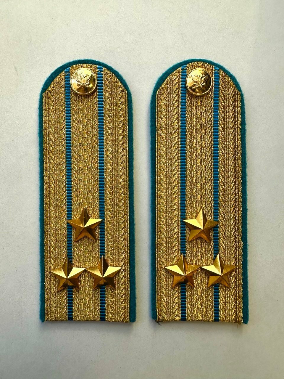 Погоны Фссп парадные золотые с фурнитурой звание Полковник Картон