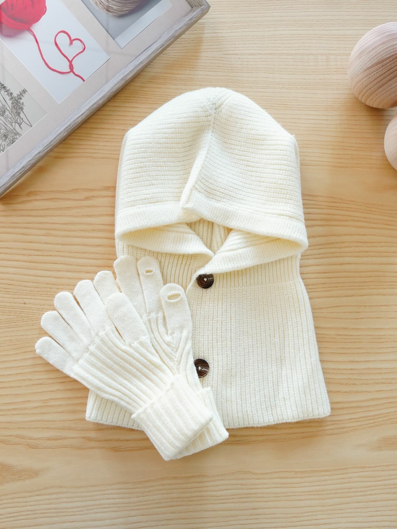 Капор  Осень-зима 2024 для взрослых и детей